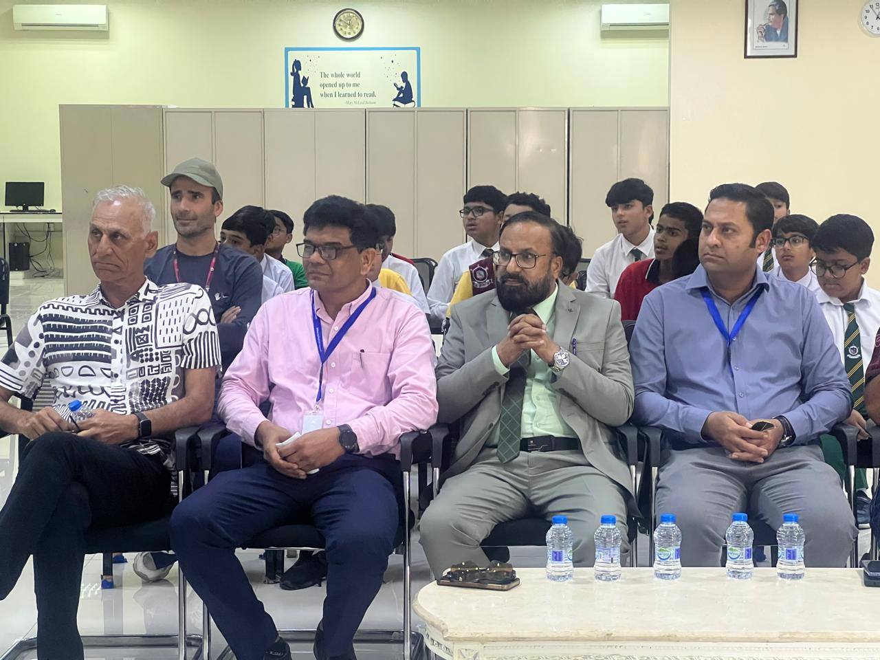 Renowned Cricketer Imran Farhat & PCB Coach Omar Rasheed Visit Pakistan ...